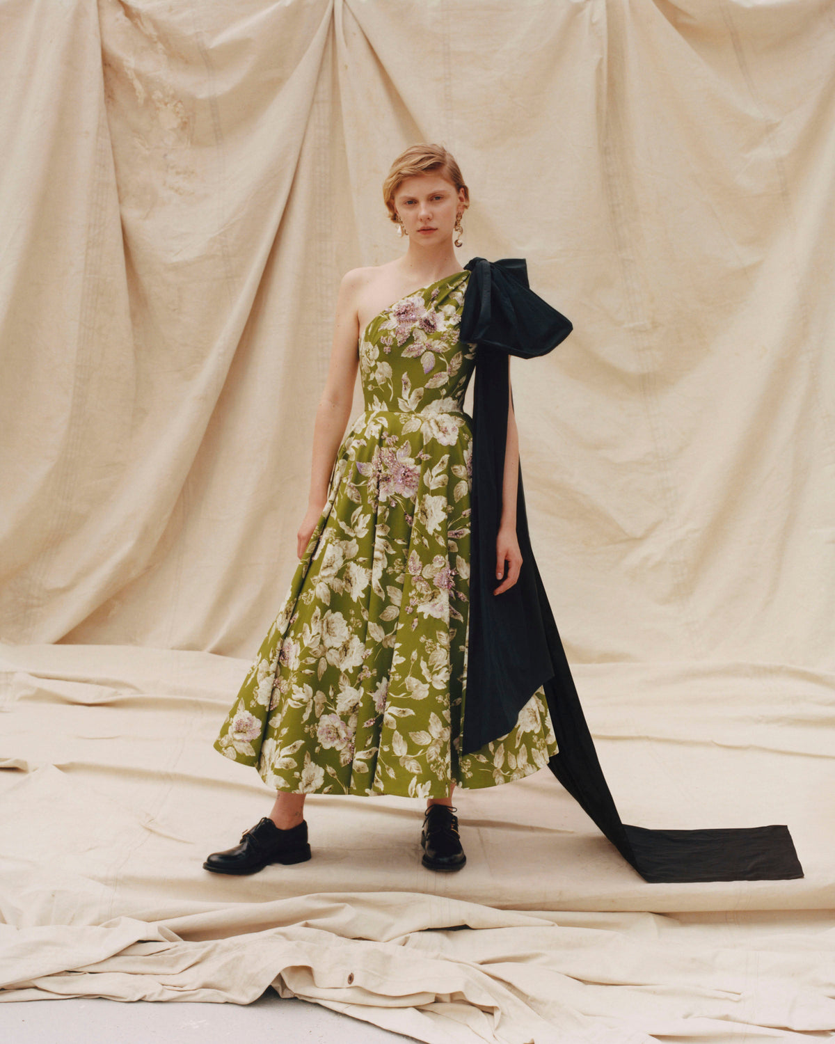 Pre Spring 23 Collection – ERDEM
